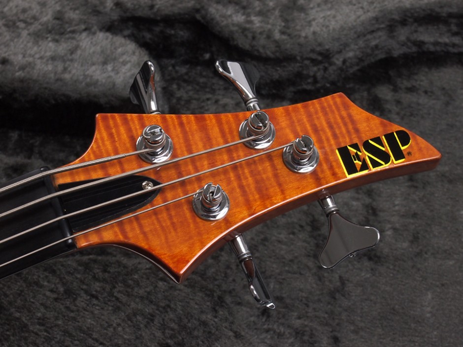 ESP Order Forest Bass 税込販売価格 ￥148,000- 中古 フレイムメイプルを贅沢に使用したボディを持つオーダー ...