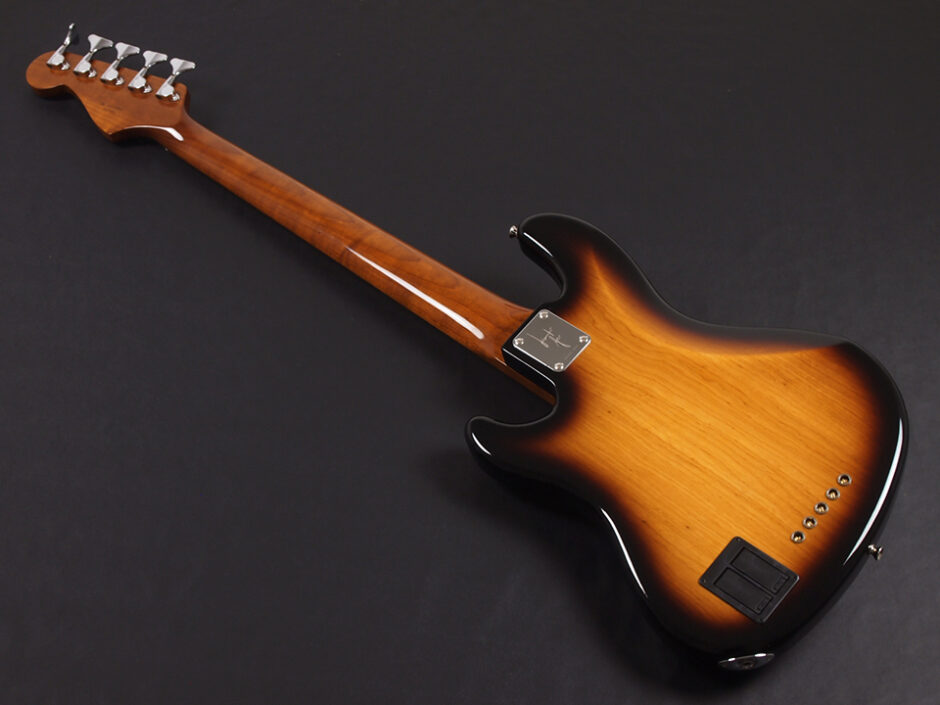 Fender Deluxe Jazz Bass V Kazuki Arai Edition Rosewood Fingerboard 2-Color Sunburst 税込販売価格 ￥ ...
