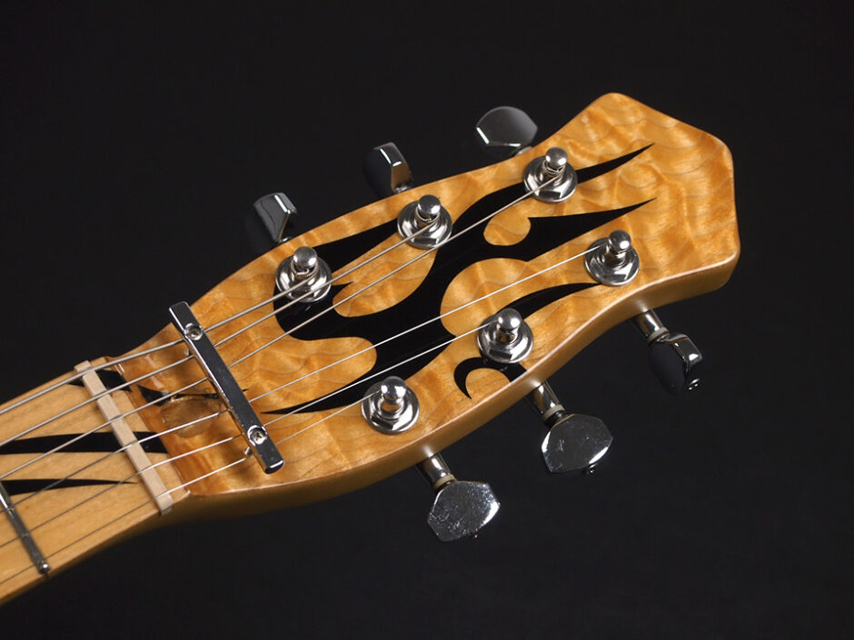 GrassRoots GR-RS-40 TRIBAL 中古 高崎晃モデル『Random Star TRIBAL』のアンプ内蔵ミニギター ...