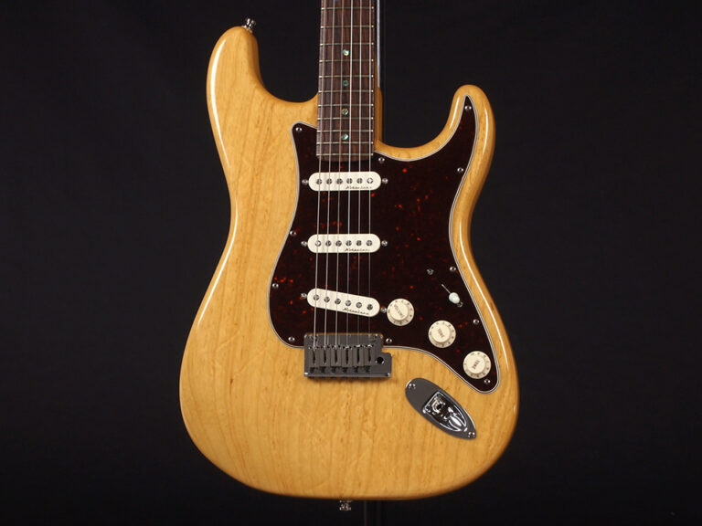 Fender American Deluxe Stratocaster ~Natural~ “First Generation” 2000年製 ...